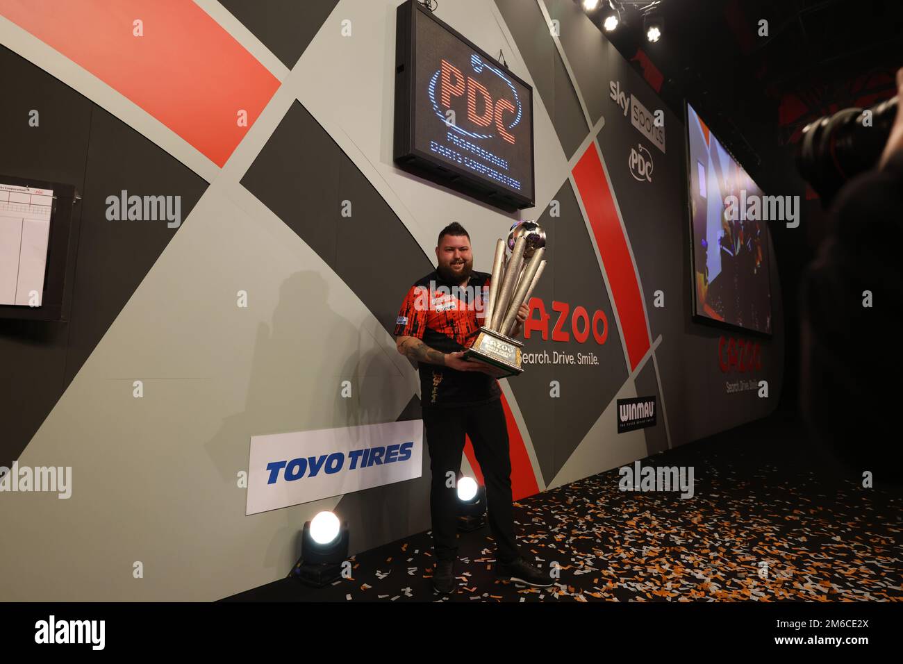 Alexandra Palace, London, UK. 3rd Jan, 2023. 2022/23 PDC Cazoo World ...