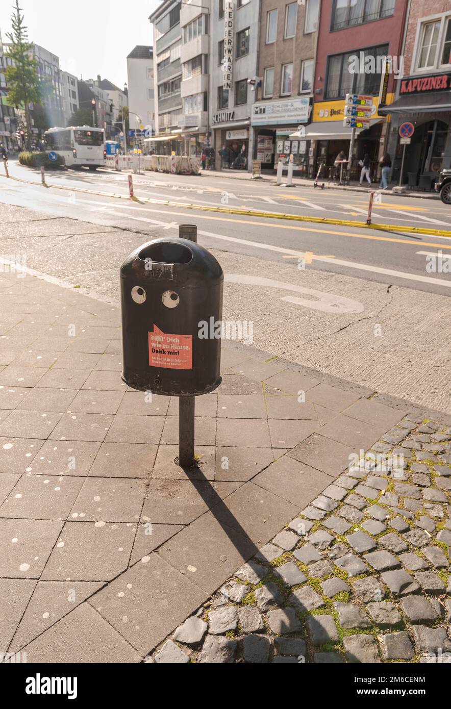 Trash can germany hi-res stock photography and images - Alamy
