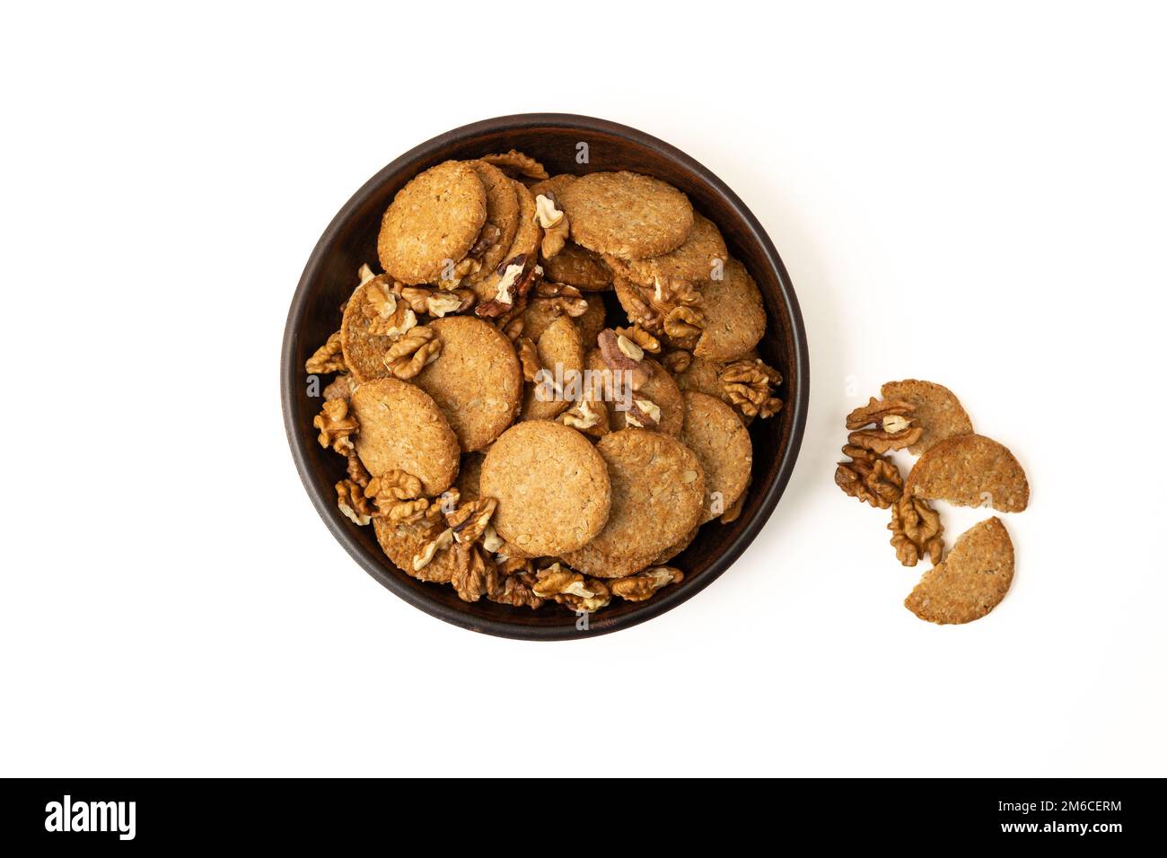 Walnuts on plate in Cut Out Stock Images & Pictures - Alamy