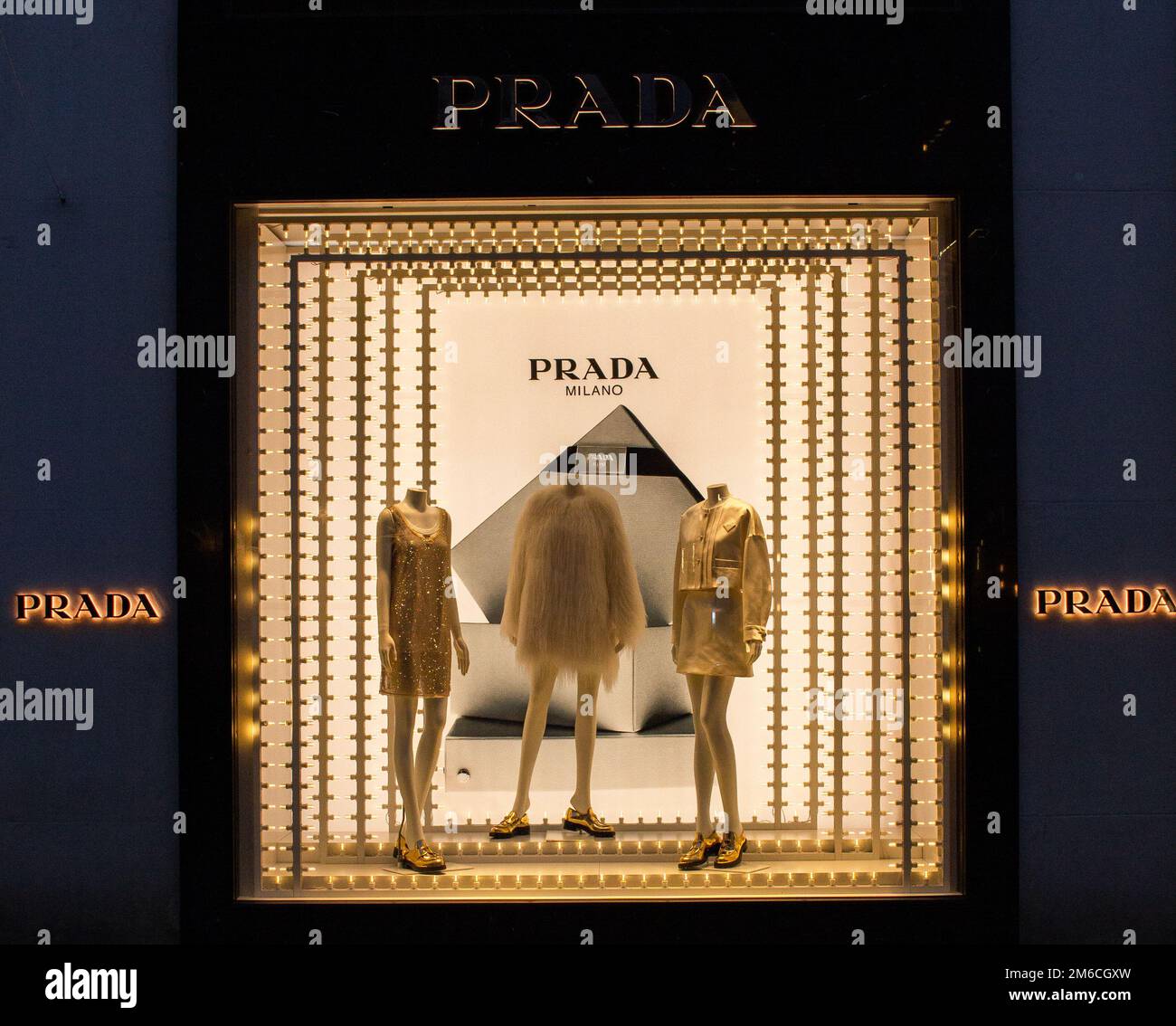 Prada storefront hi-res stock photography and images - Alamy