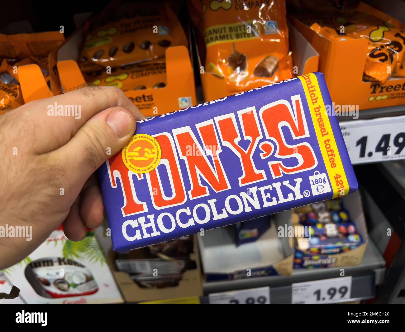 Tonys chocolonely hi-res stock photography and images - Alamy