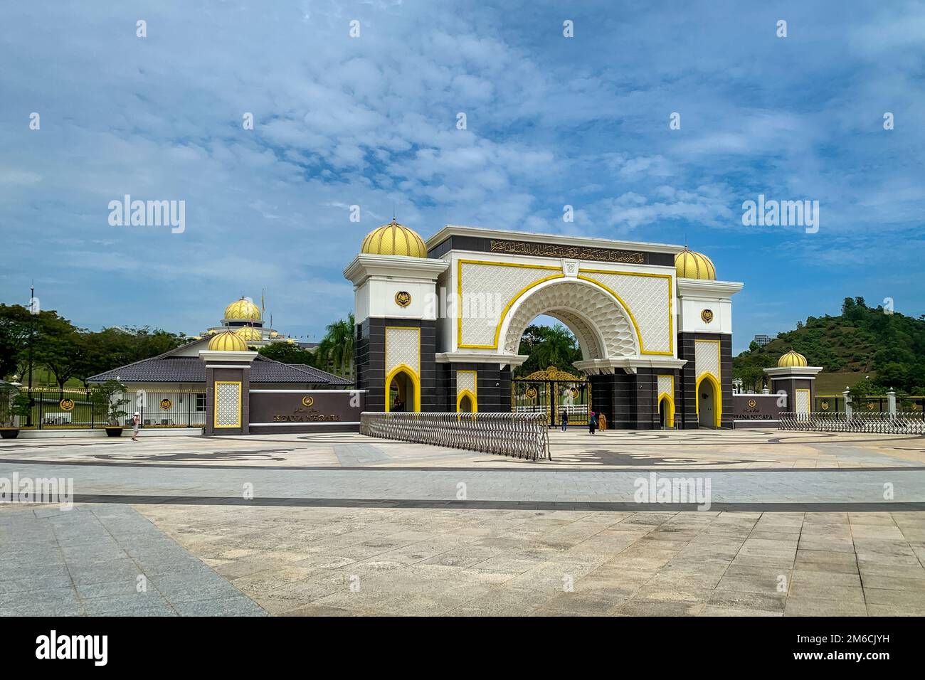 Istana negara royal residence hi-res stock photography and images - Alamy