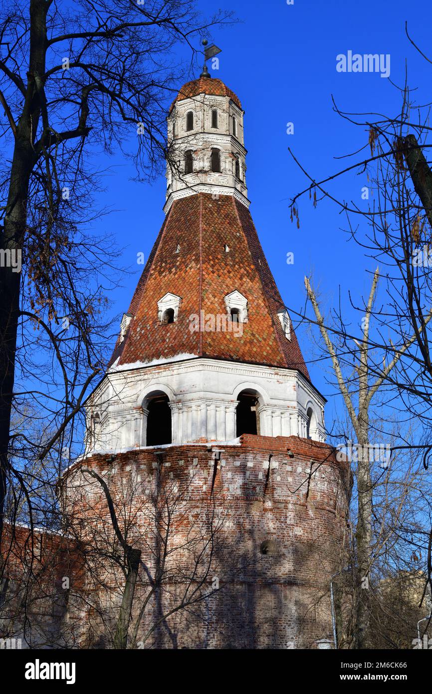 Salt Tower of the Simonov Monastery in Moscow, Russia Stock Photo - Alamy