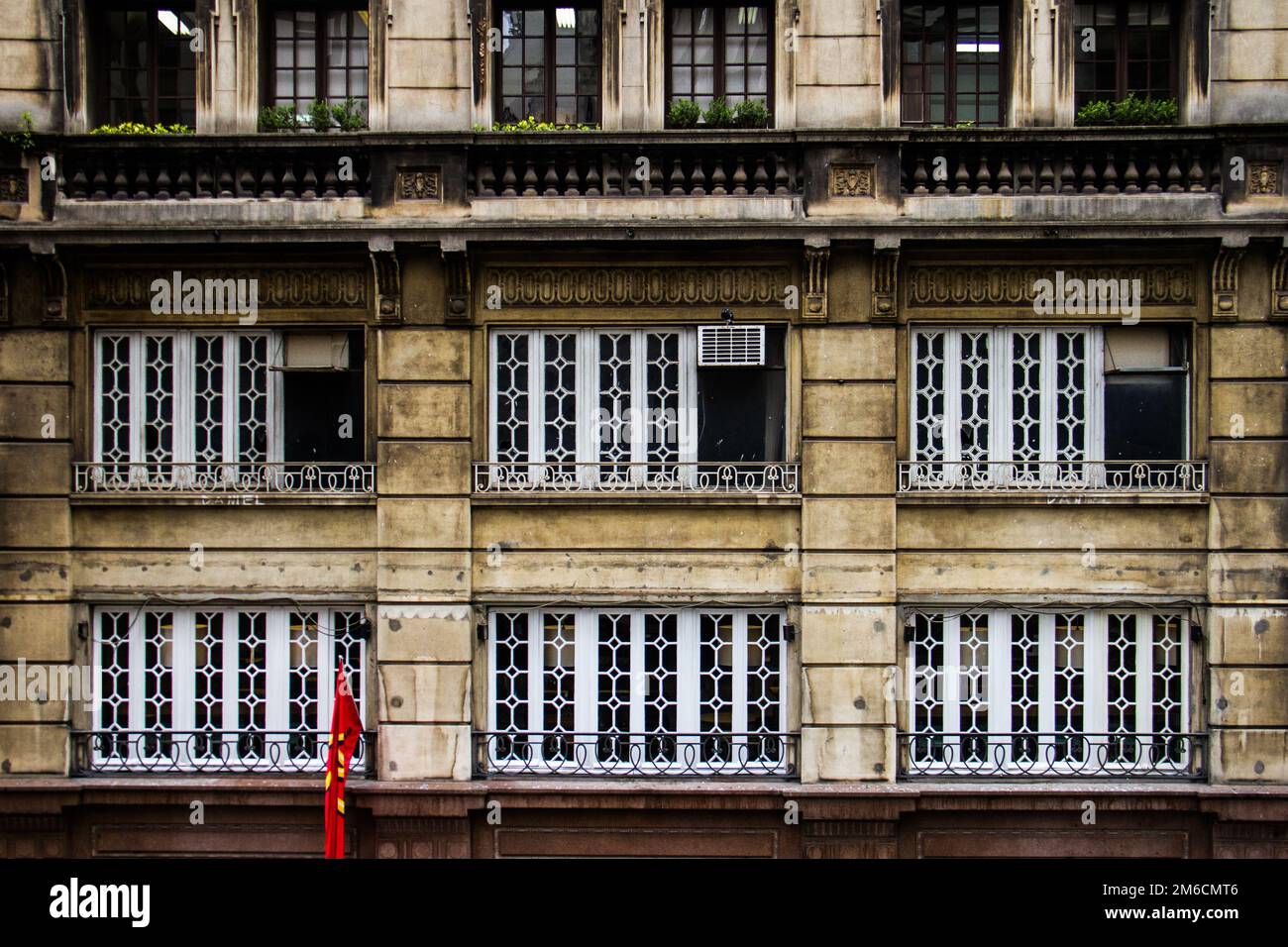 Tall chinese building hi-res stock photography and images - Alamy