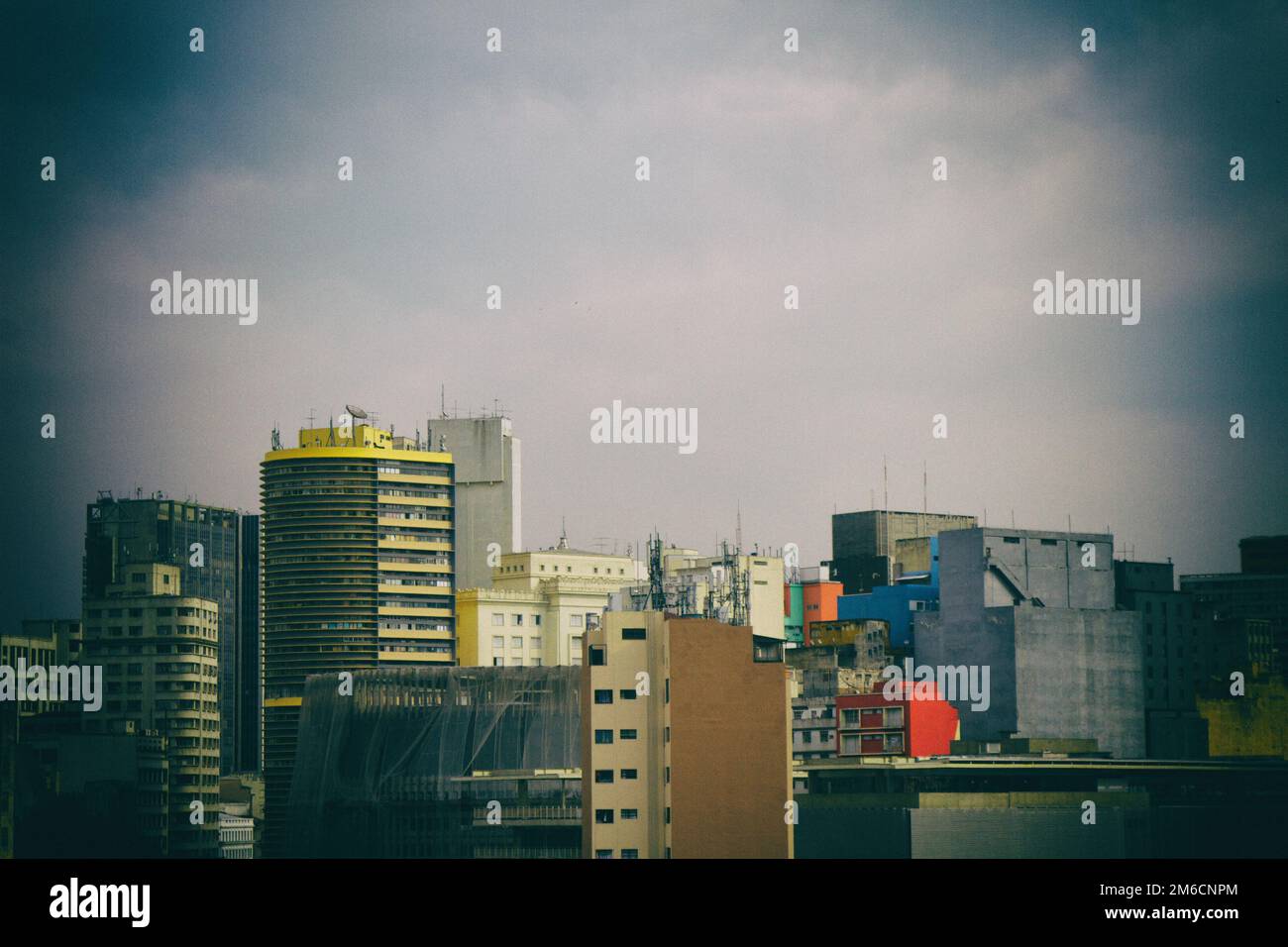 Buildings skyline perspective hi-res stock photography and images - Alamy