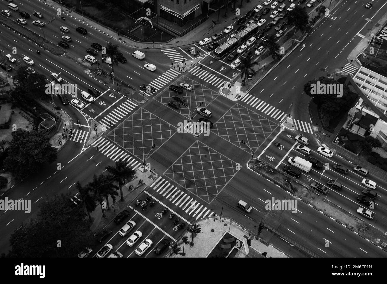 Downtown black white design street hi-res stock photography and images ...