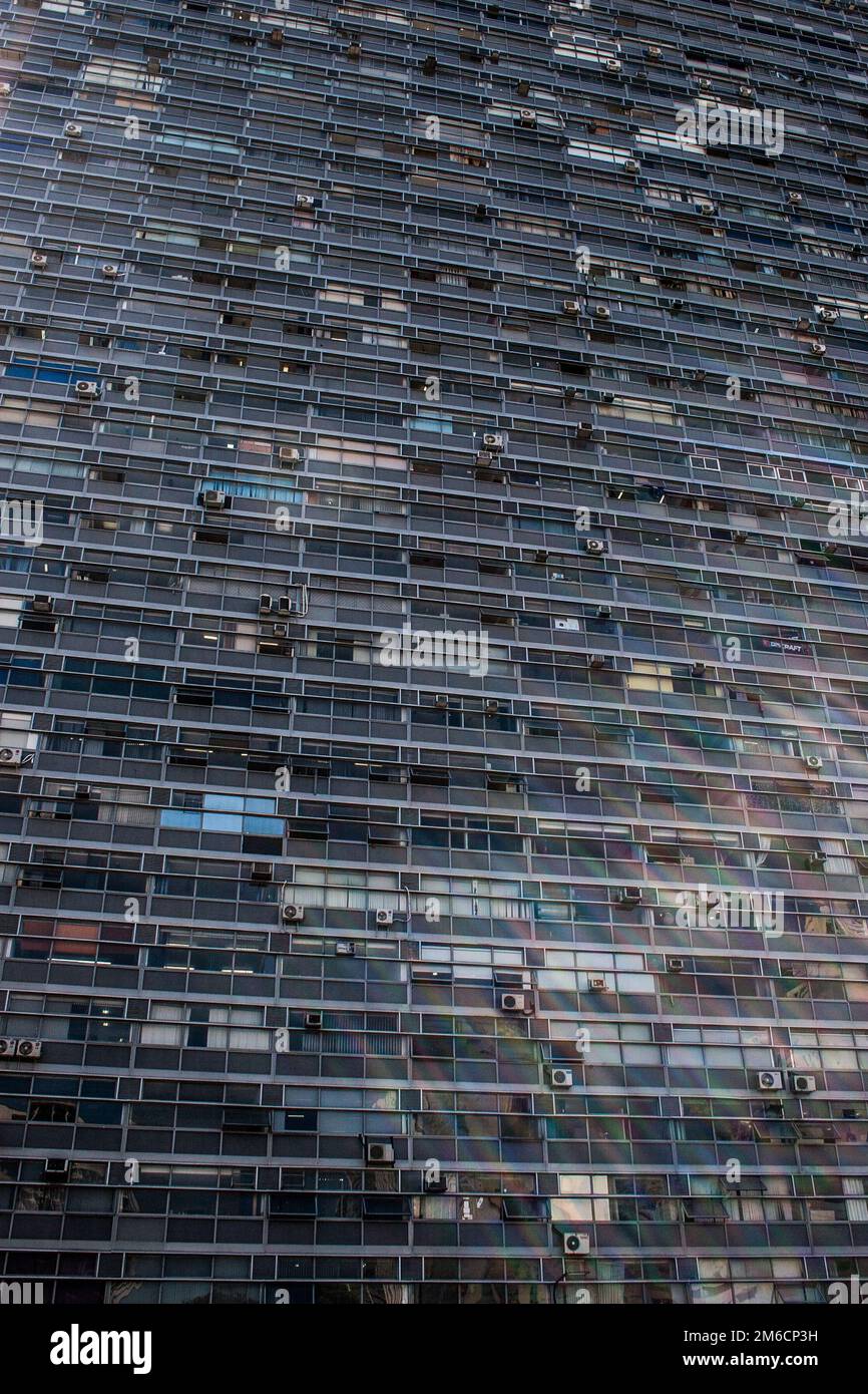 Glass construction vertical hi-res stock photography and images - Alamy