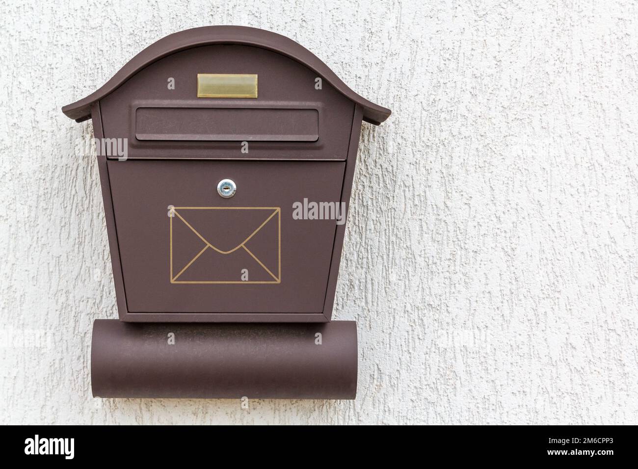 Waiting for a delivery parcel hi-res stock photography and images - Alamy