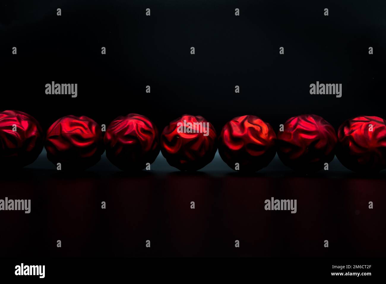 Black red christmas snowflake hi-res stock photography and images - Alamy