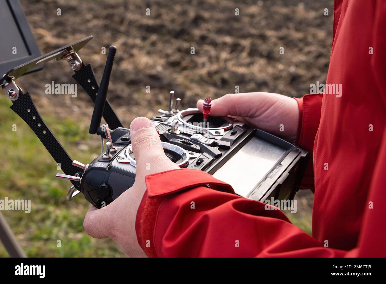 Hands operating hi-res stock photography and images - Alamy