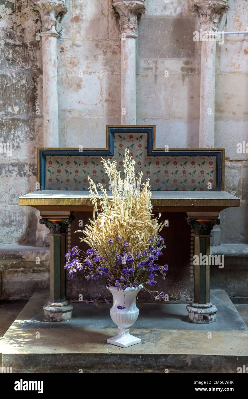 Medieval bouquet hi-res stock photography and images - Alamy