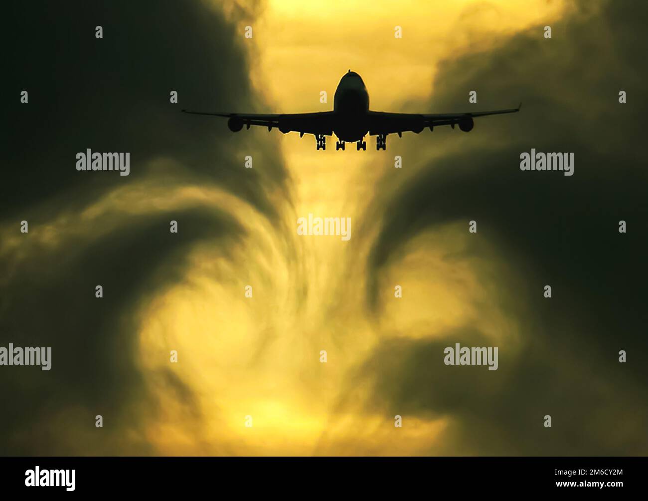 Aircraft wake turbulence hi-res stock photography and images - Alamy