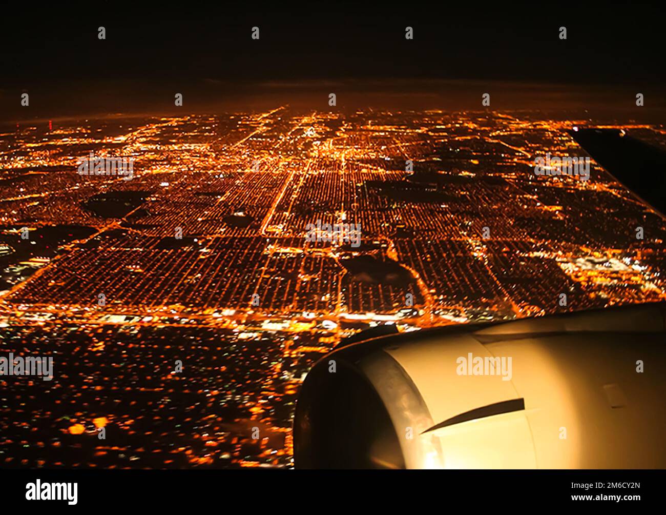 Plane window view night hi-res stock photography and images - Alamy