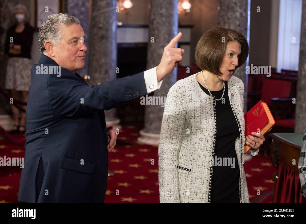 Take oath of office hi-res stock photography and images - Alamy