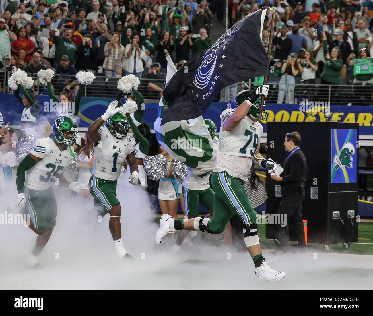 Arlington, TX, USA. 2nd Jan, 2023. The Tulane Green Wave football team ...