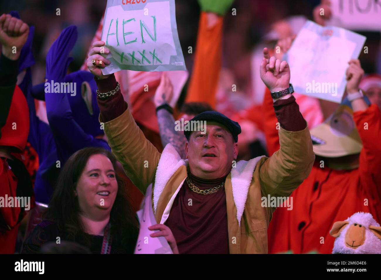 Alexandra Palace, London, UK. 3rd Jan, 2023. 2022/23 PDC Cazoo World ...