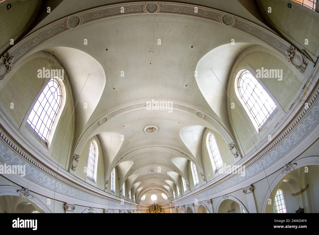 Roman architecture style interior church hi-res stock photography and ...