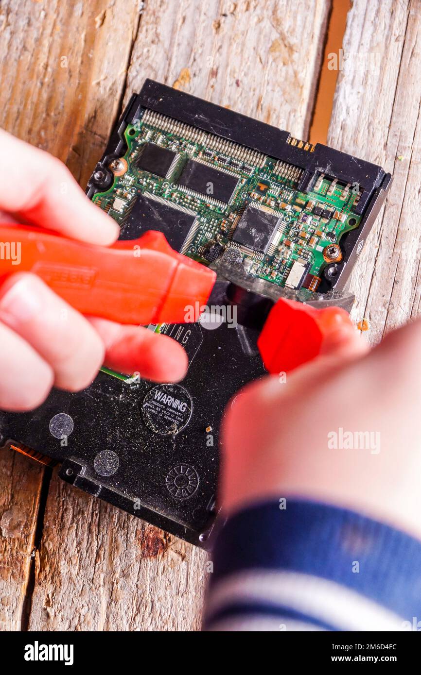 Man destroy computer hi-res stock photography and images - Alamy