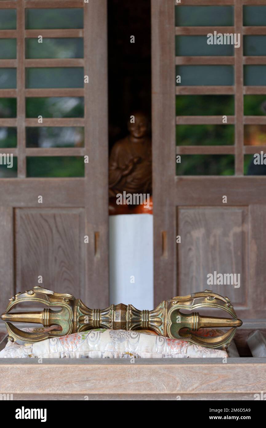 Kanjizaiji Temple, 40th of the 88 temple pilgrimage route, Shikoku ...