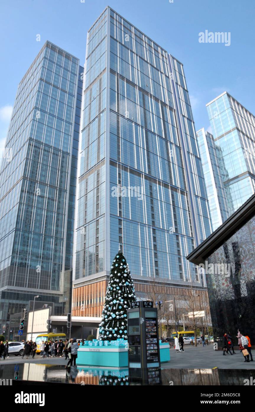modern architecture with sun reflections Stock Photo - Alamy