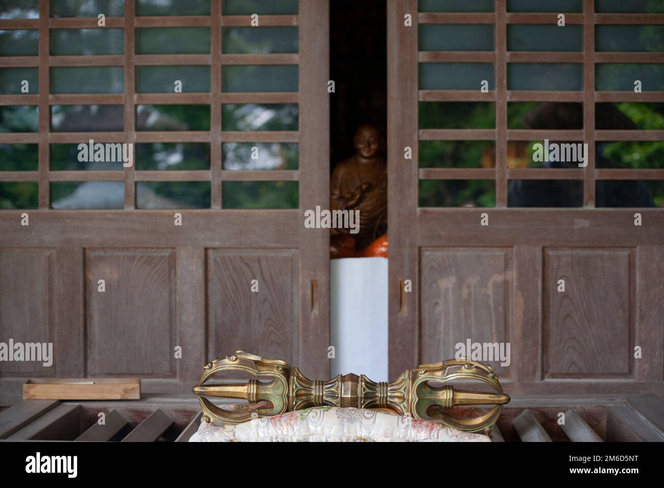 Kanjizaiji Temple, 40th of the 88 temple pilgrimage route, Shikoku ...
