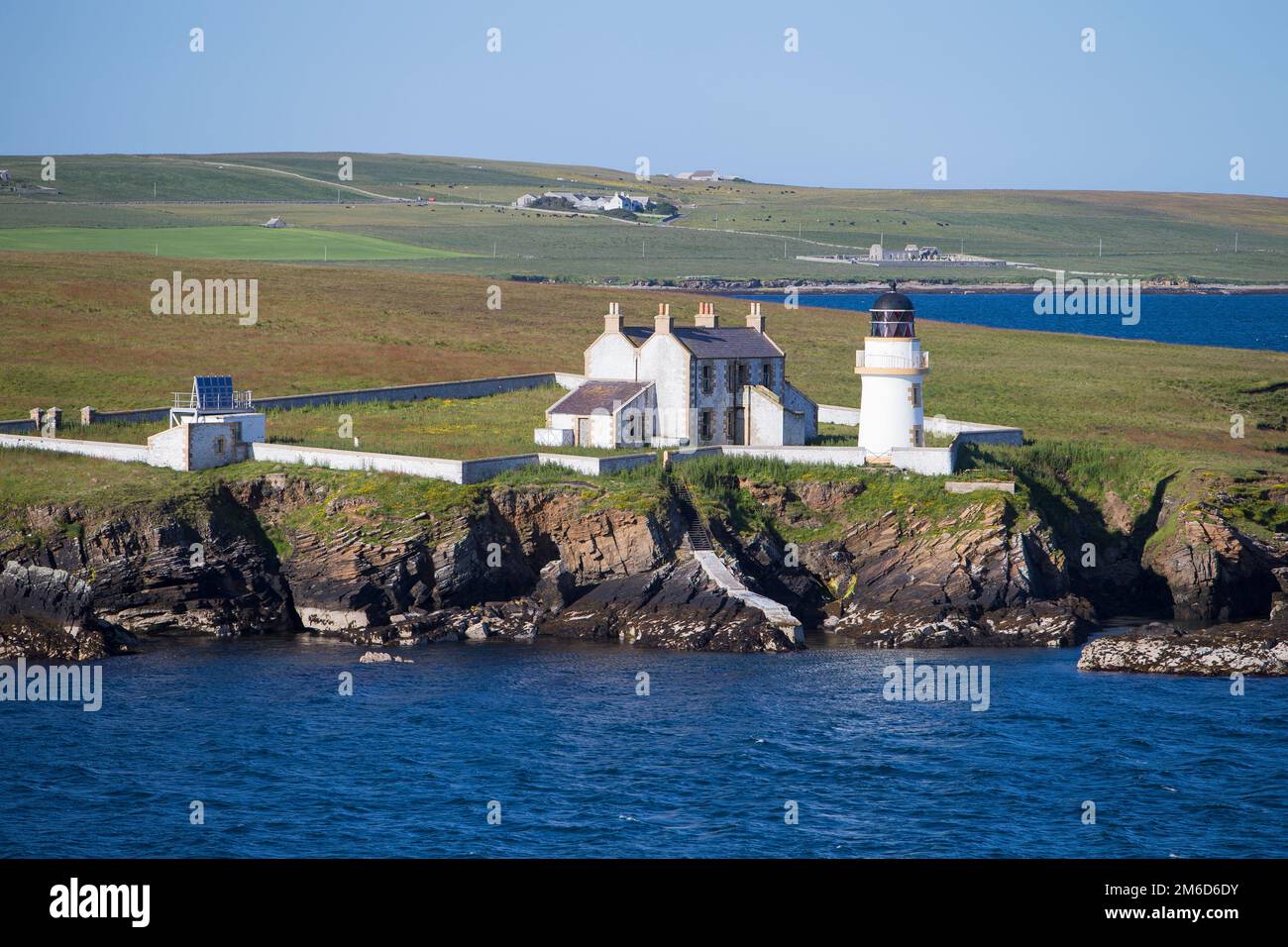 Orkney island lighthouse hi-res stock photography and images - Alamy