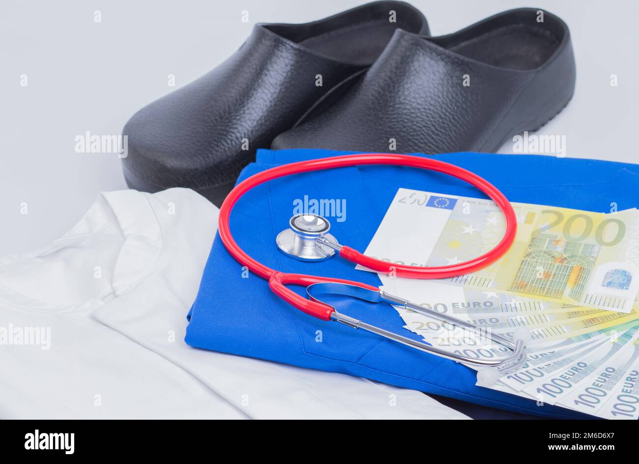 Medical costs hi-res stock photography and images - Alamy