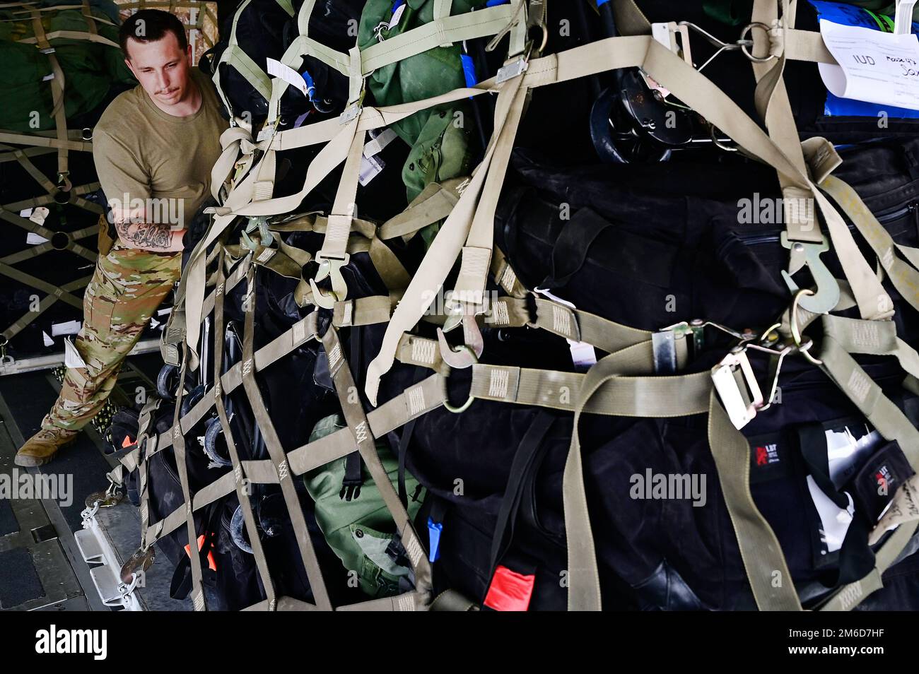 U.S. Air Force Senior Airman David Cichon, C-17A Globemaster III ...