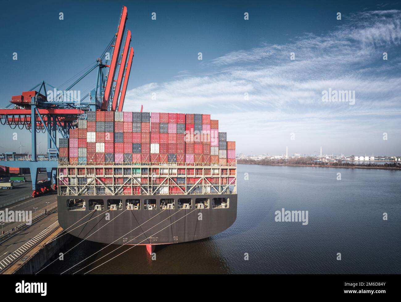 Container ship in Hamburg harbour in best weather with Elbphilharmonie ...