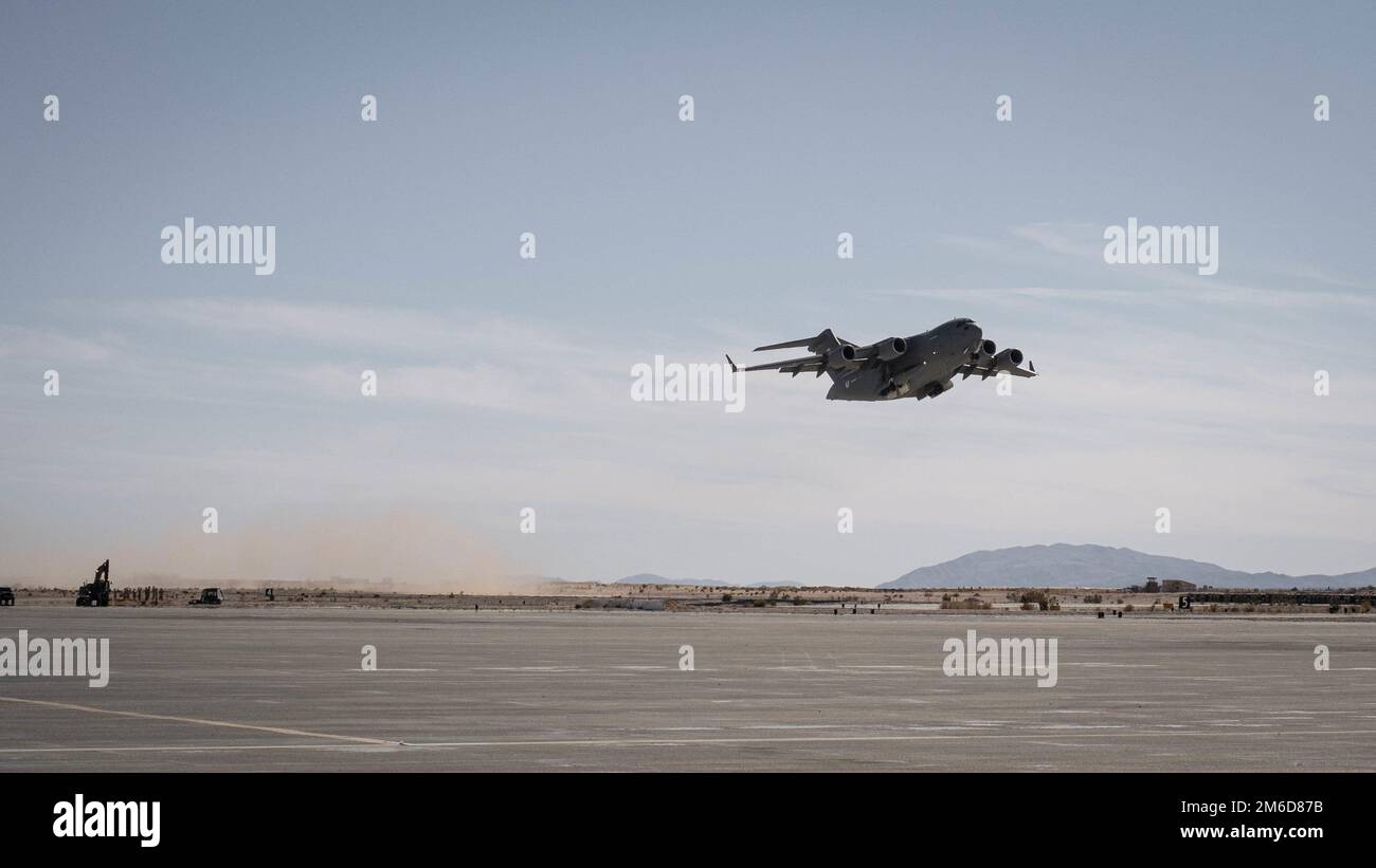 Uae maintain hi-res stock photography and images - Alamy