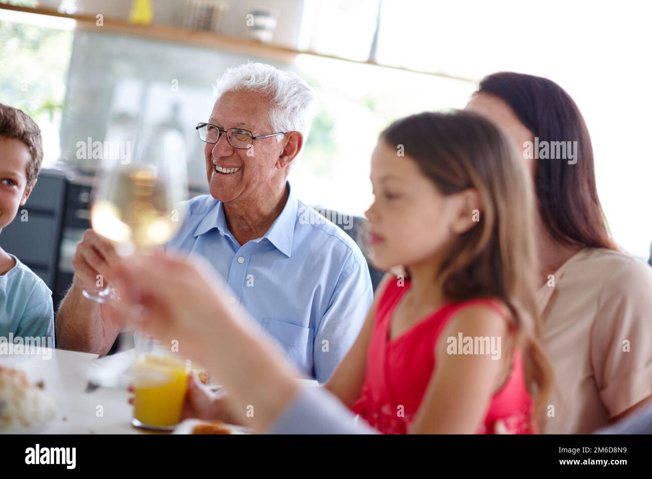 Happy multi generational hi-res stock photography and images - Alamy