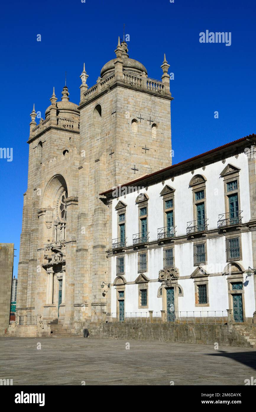 The Porto Cathedral (Cathedral of the Assumption of Our Lady) or SÃ© do ...