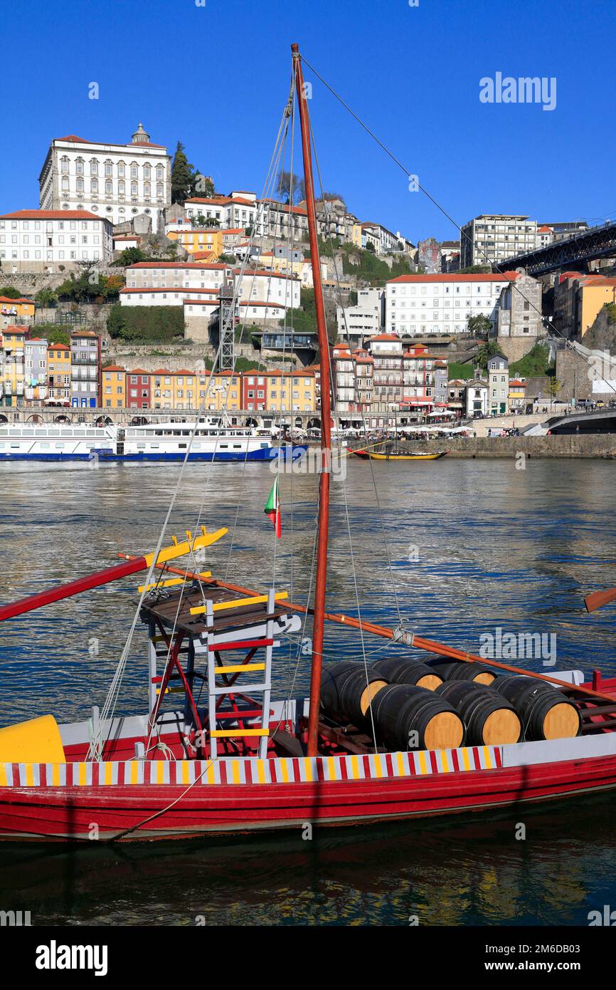 Traditional rabelo boats, Porto city skyline, Douro river and and Dom ...