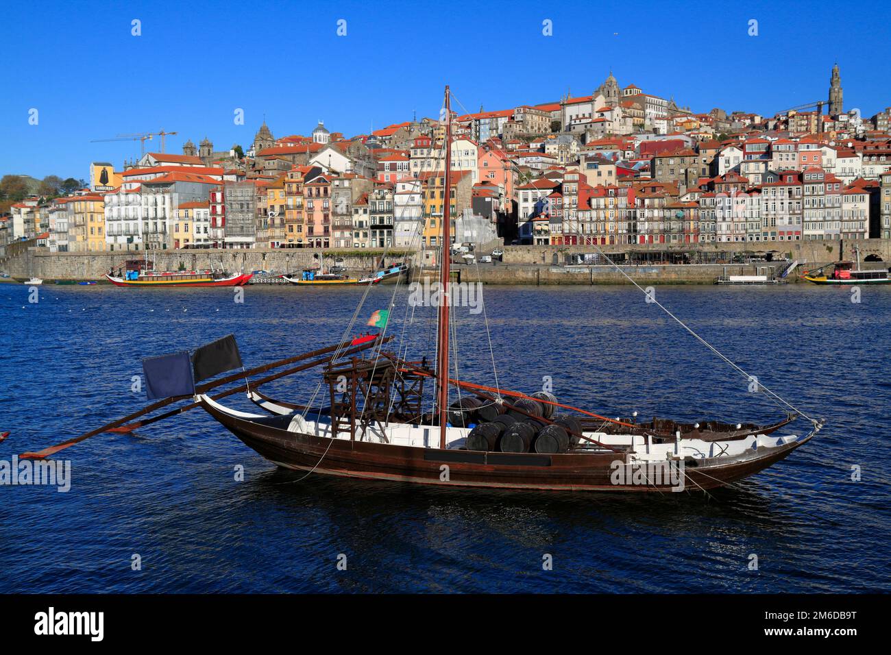 Traditional rabelo boats, Porto city skyline, Douro river and and Dom ...