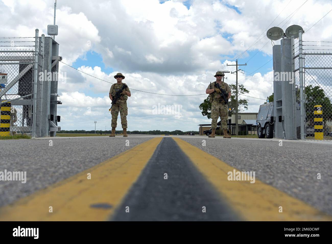 Stand coreano hi-res stock photography and images - Alamy