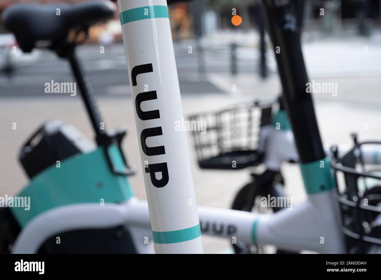 Luup scooters hi-res stock photography and images - Alamy