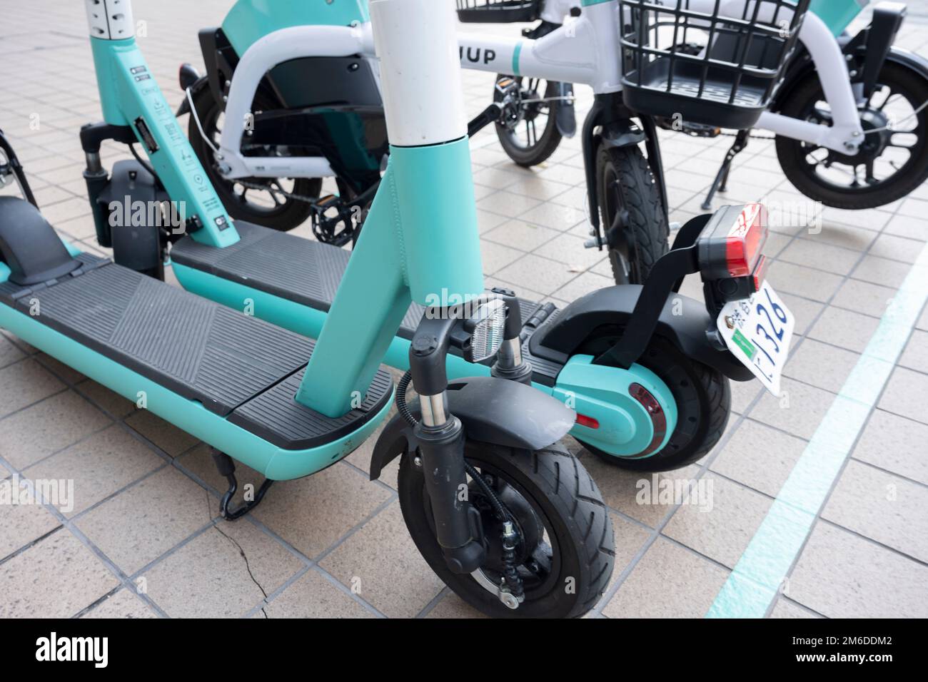 Luup scooters hi-res stock photography and images - Alamy