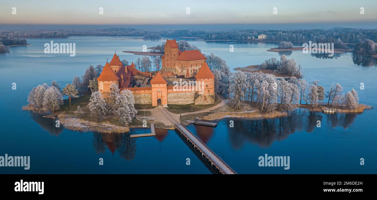Trakai castle at winter, aerial view of the castle Stock Photo - Alamy