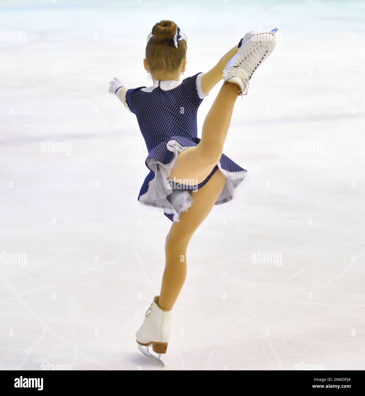 Girl sports competition hi-res stock photography and images - Alamy