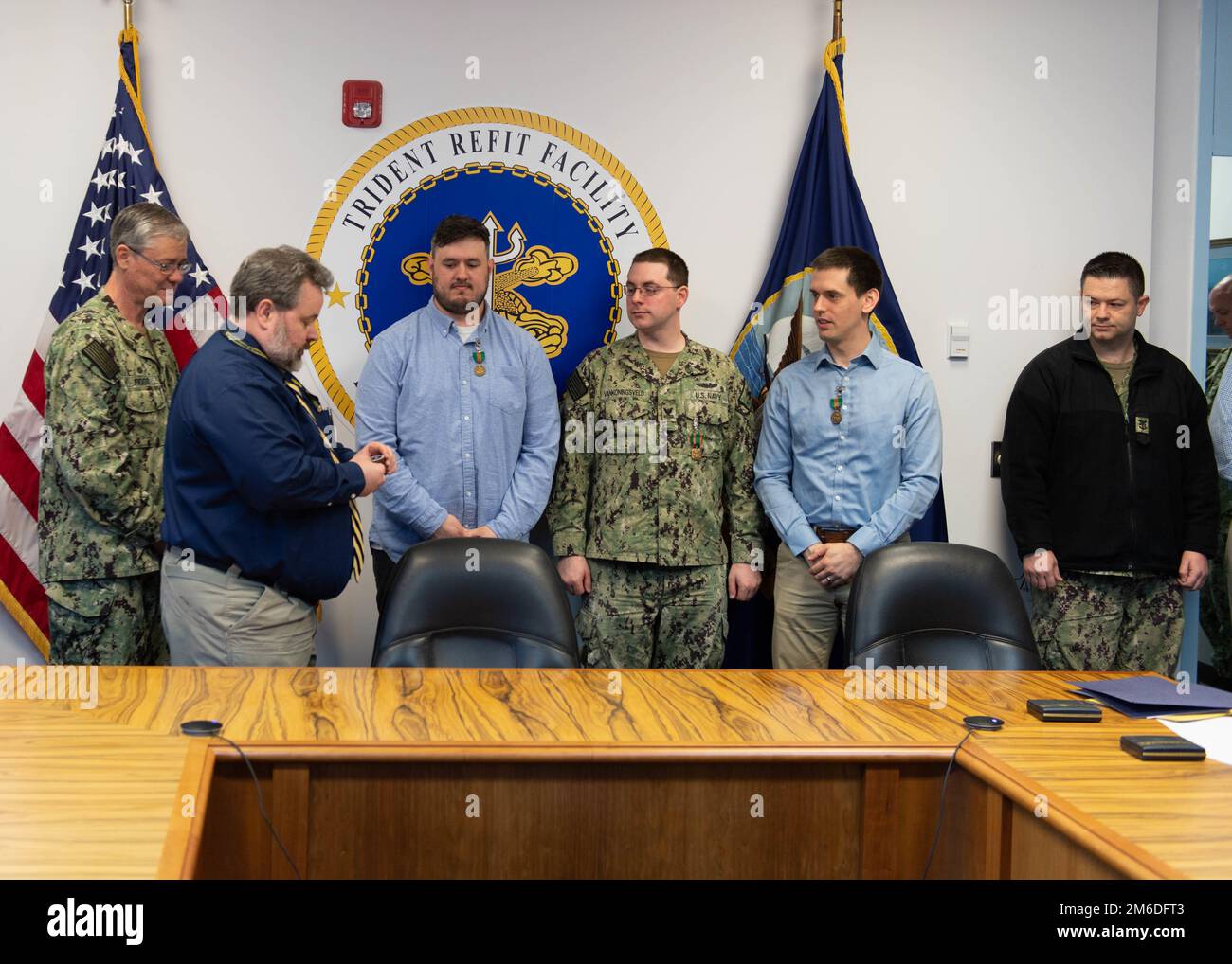 SILVERDALE, Wash. (Apr. 25, 2022) –Christopher McNeil (second from left ...