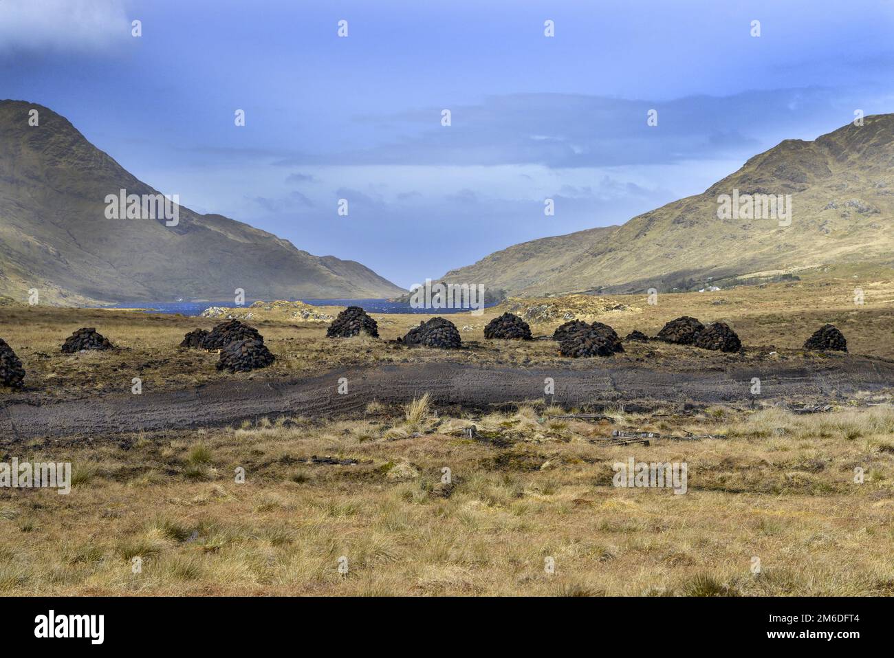 Turf ireland hi-res stock photography and images - Alamy