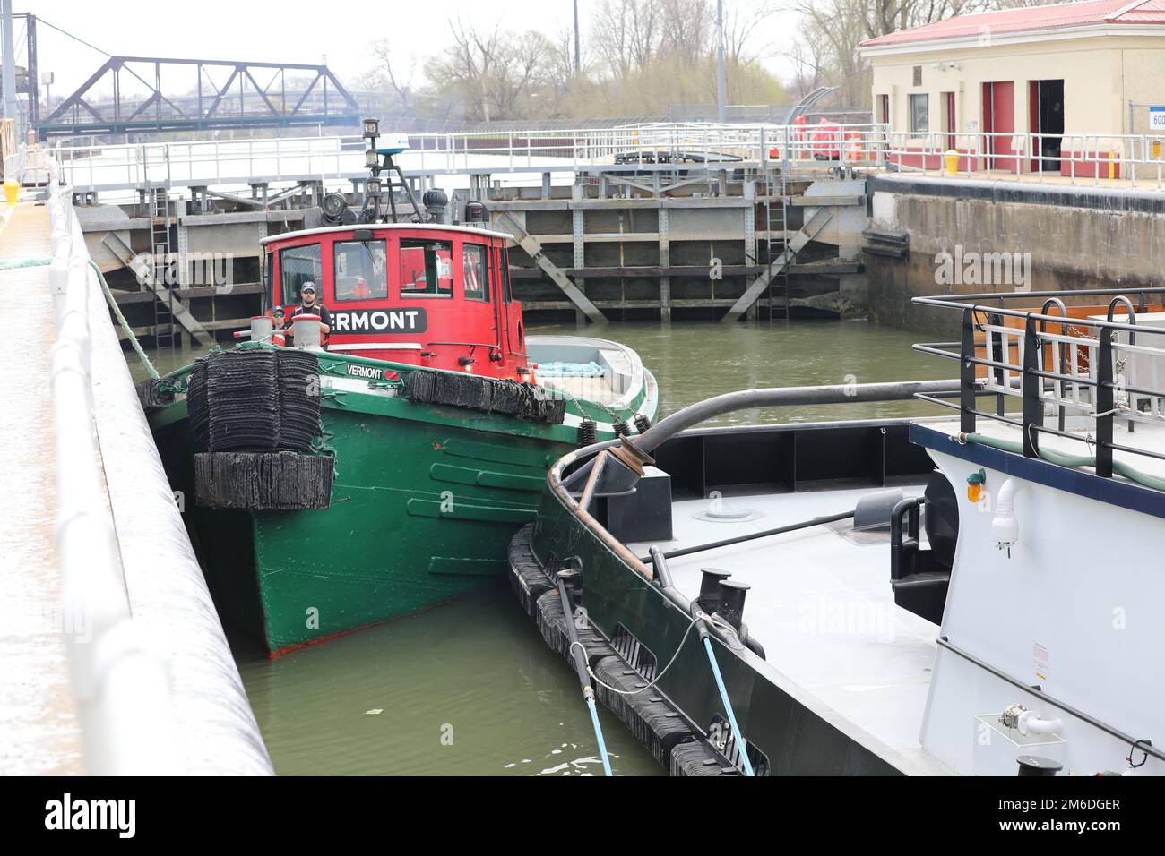 The tugboat Vermont ties off along the wall of the U.S. Army Corps of ...