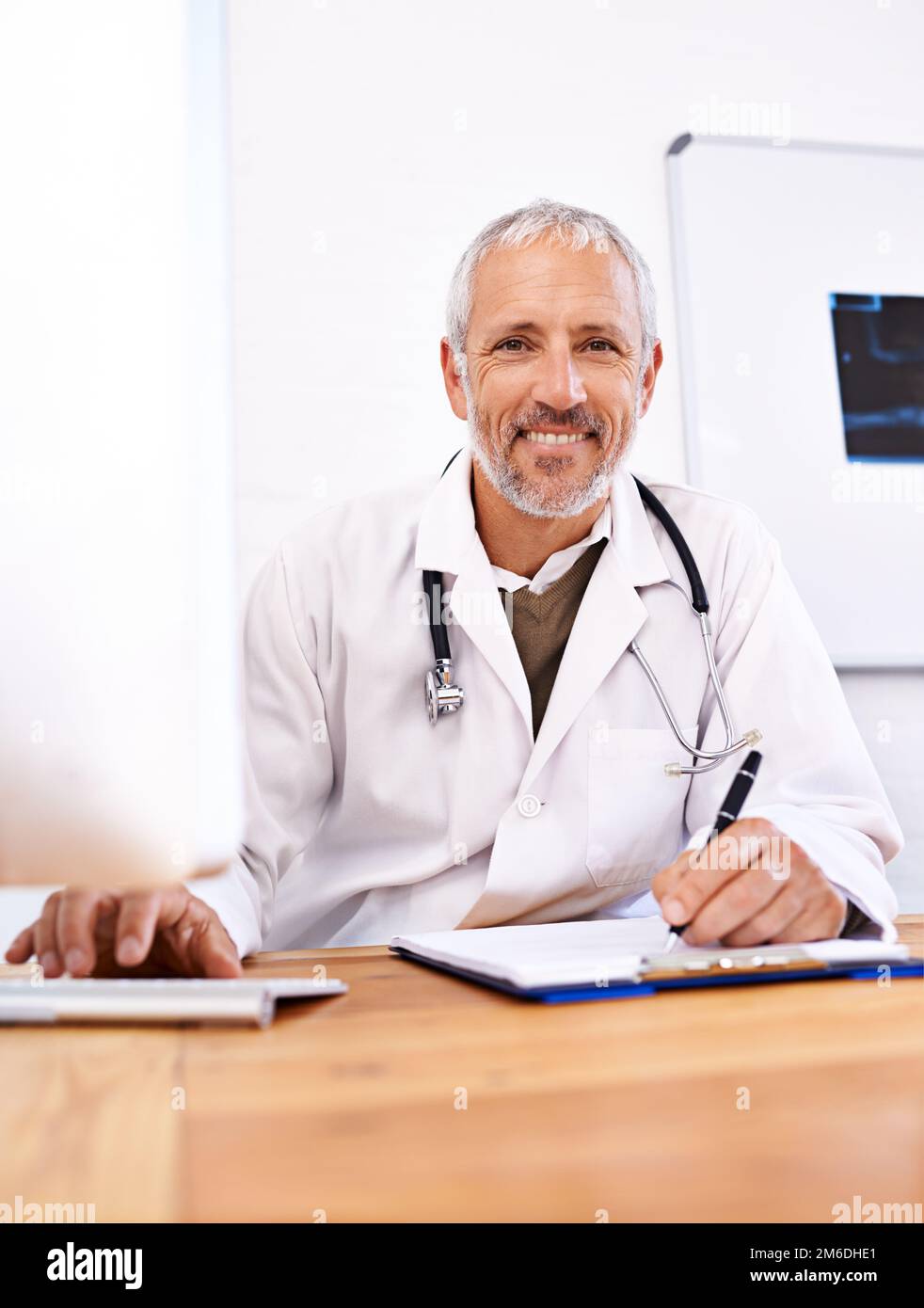 Medical journals hi-res stock photography and images - Alamy