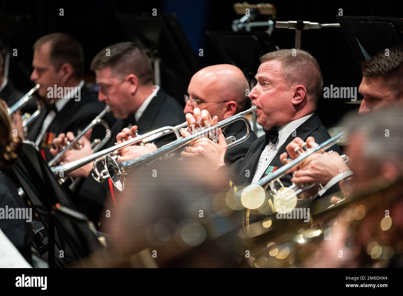 CRYSTAL LAKE, Ill. (April 25, 2022) Senior Chief Musician Christopher ...