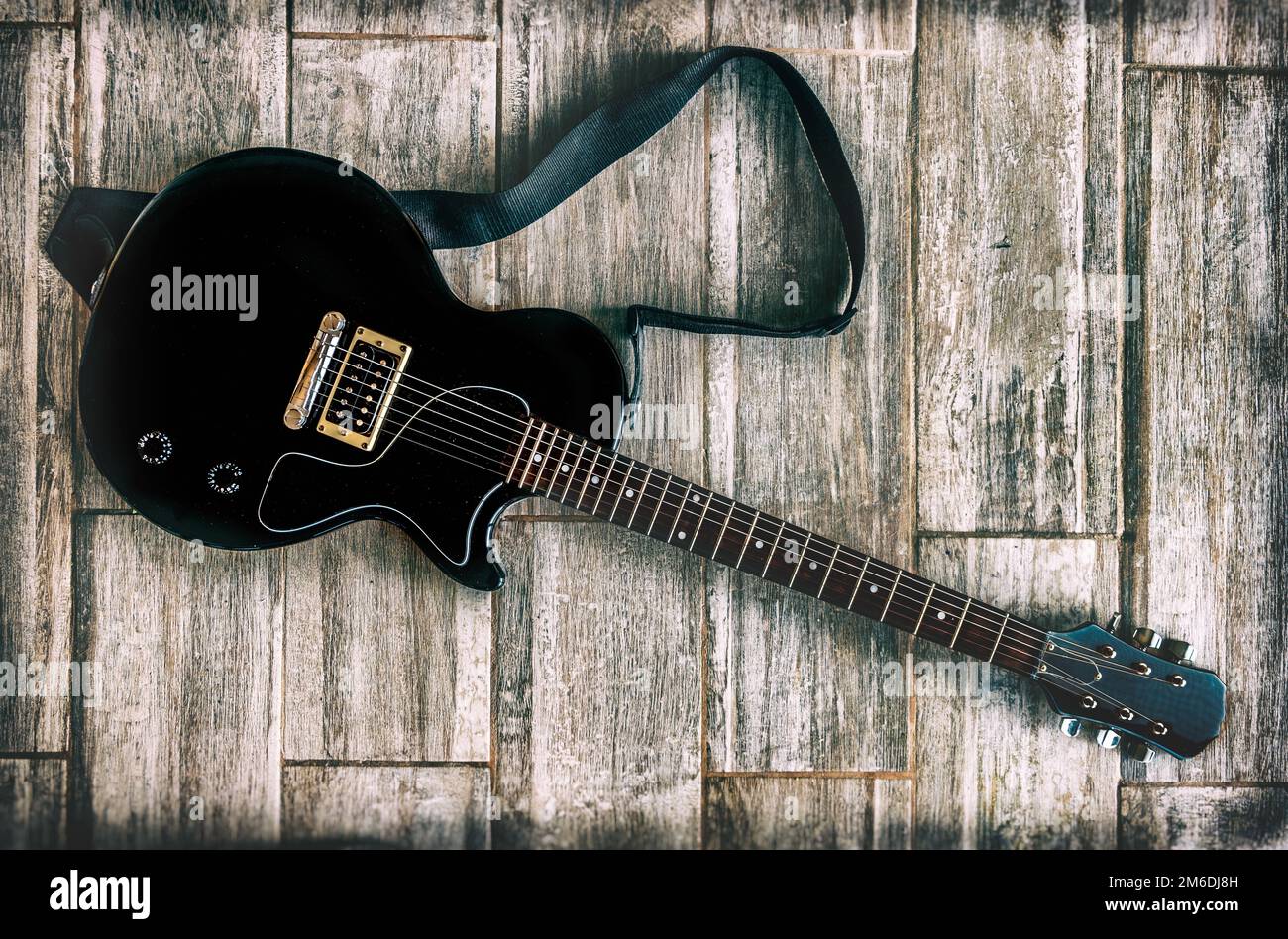 Top view electric guitar hi-res stock photography and images - Alamy