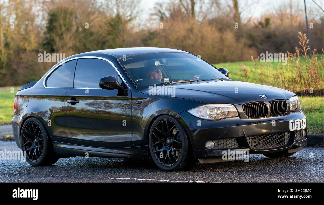 Black bmw suv hi-res stock photography and images - Alamy