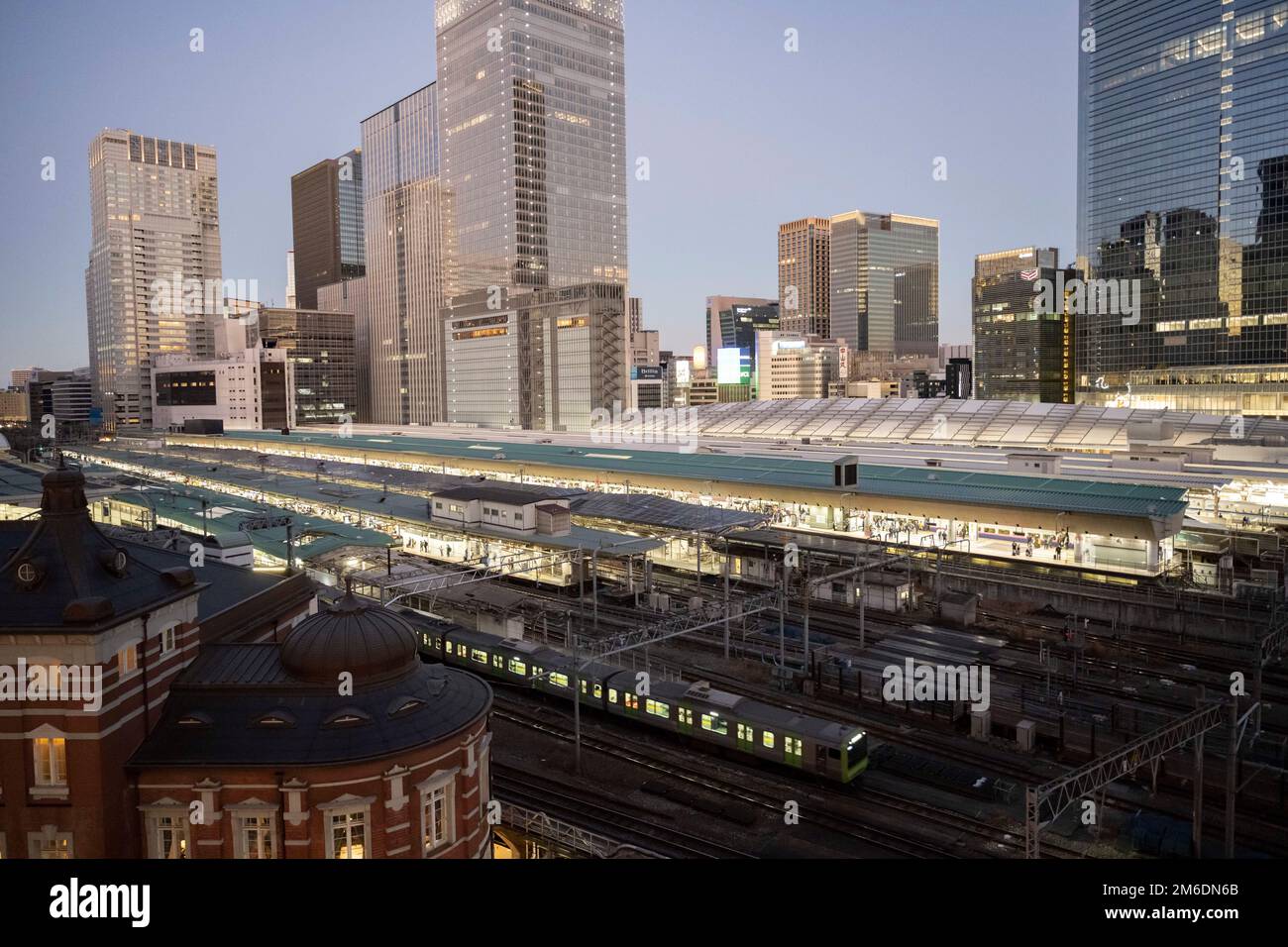 Tokyo, Japan. 3rd Jan, 2023. Tokyo Station (æ ±äº¬é§…), the central ...
