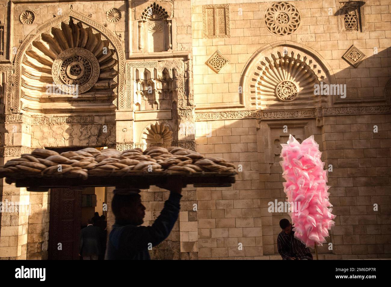 Cairo bread hi-res stock photography and images - Alamy