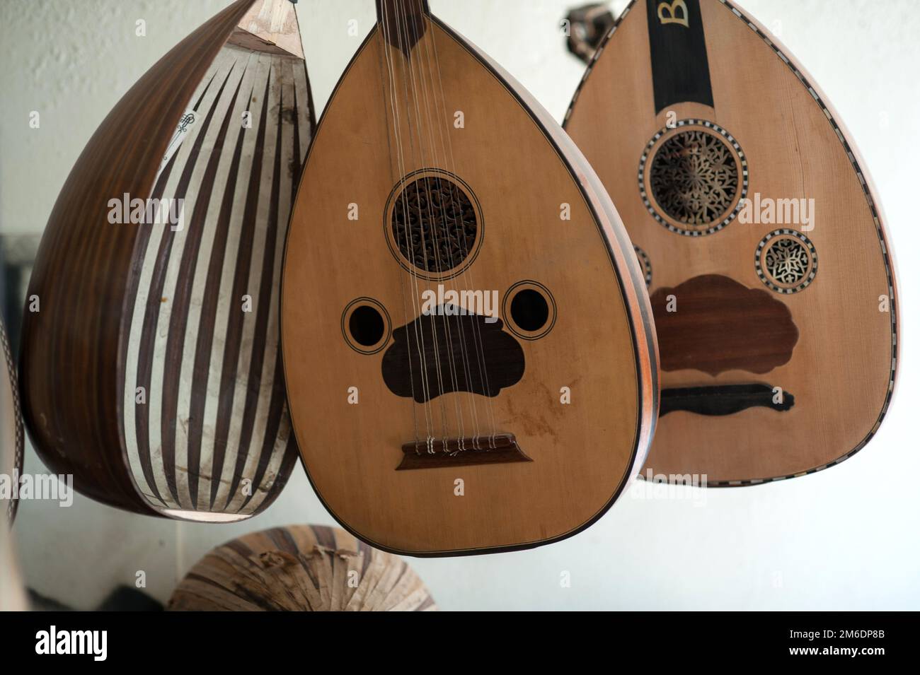Handmade Oud, Istanbul, Turkey Stock Photo - Alamy