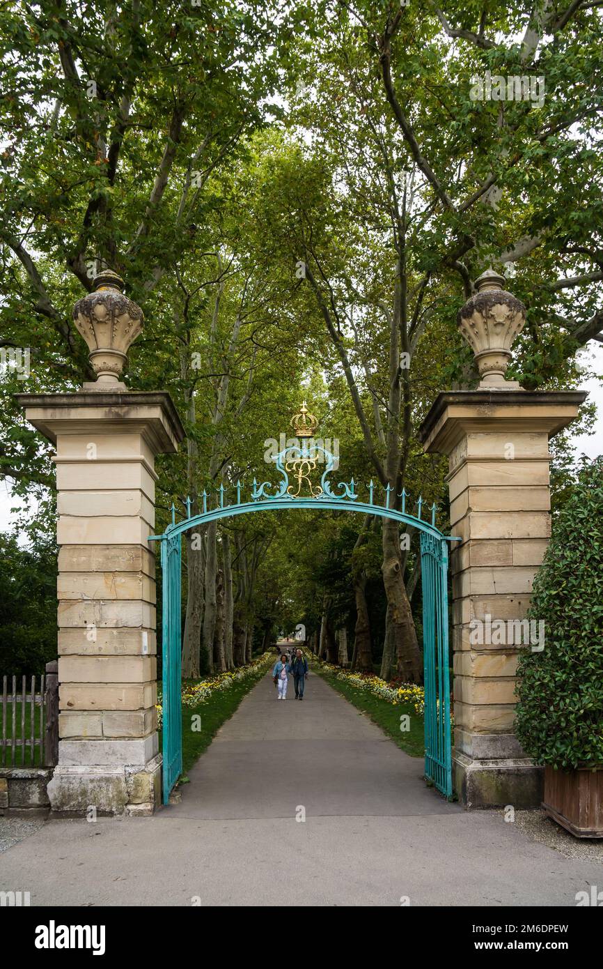 Entrance gate old baroque castle in ludwigsburg Stock Photo - Alamy